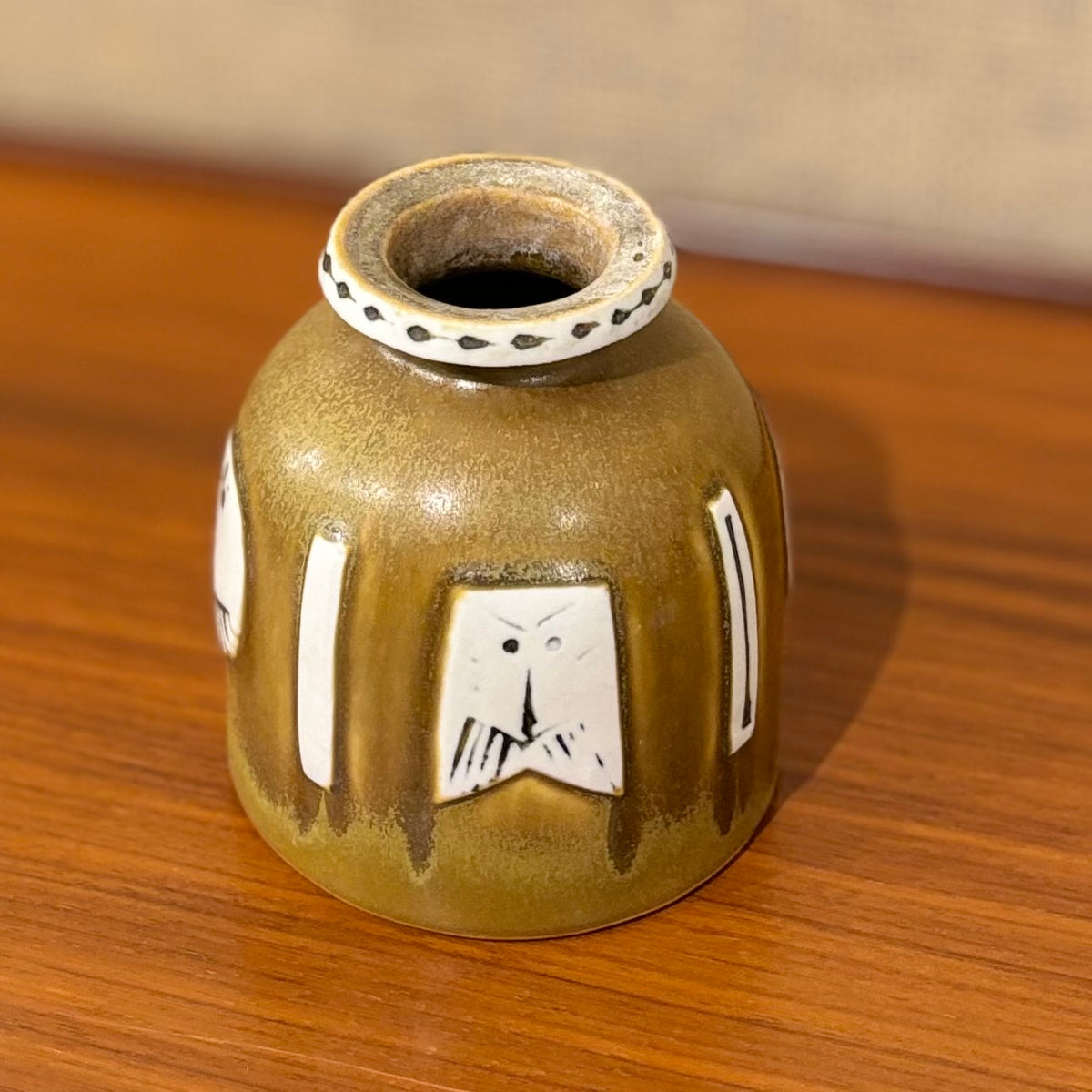 Thalia vase by Lisa Larson for Gustavsberg – gallery midlandia