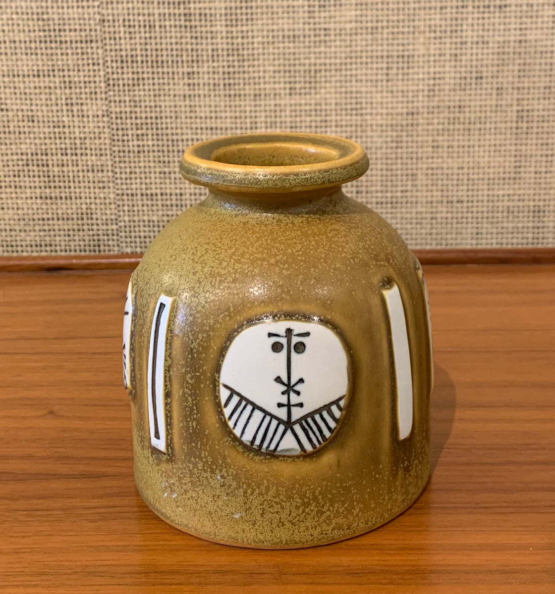 Thalia vase by Lisa Larson for Gustavsberg – gallery midlandia